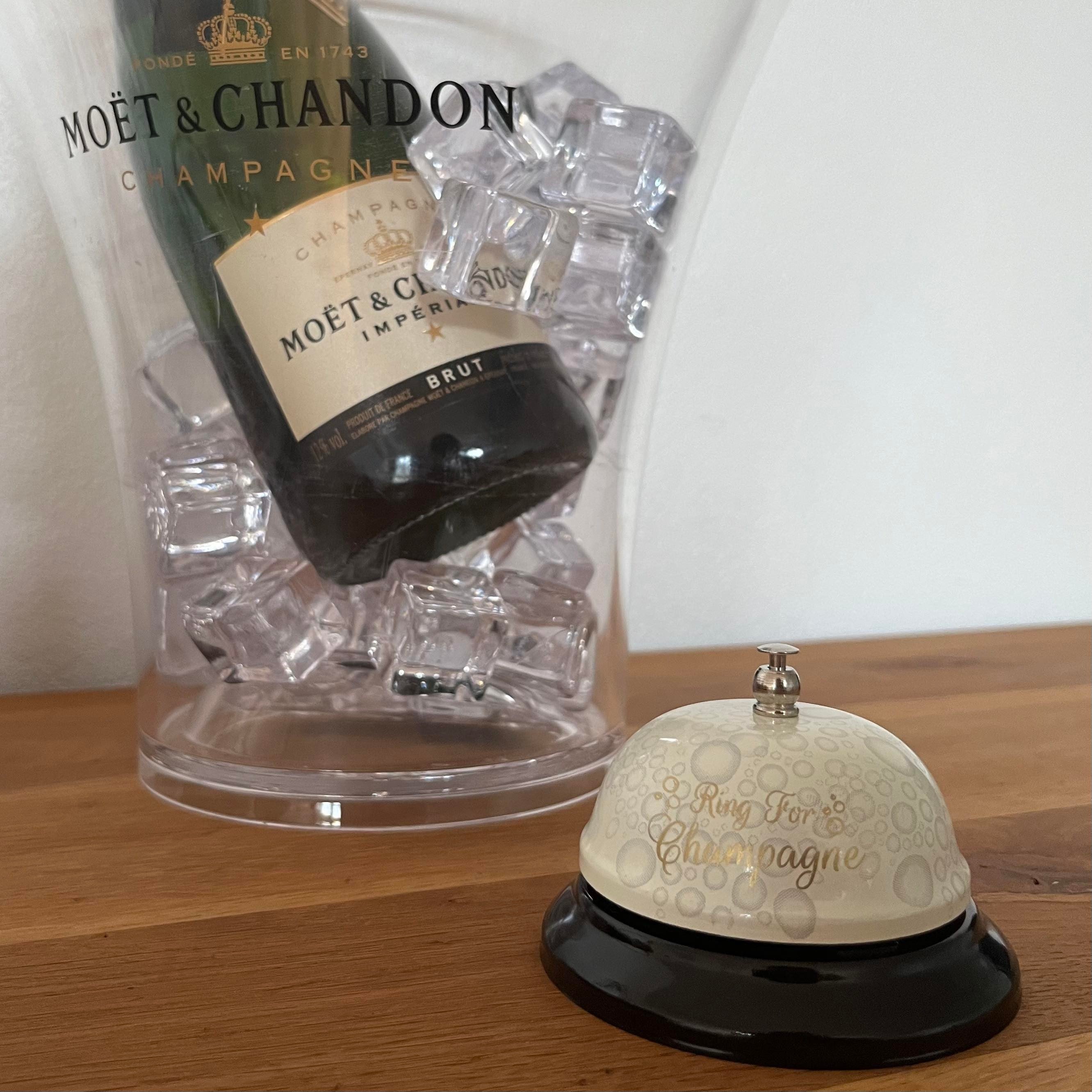 Ring for Champagne – Champagne Season